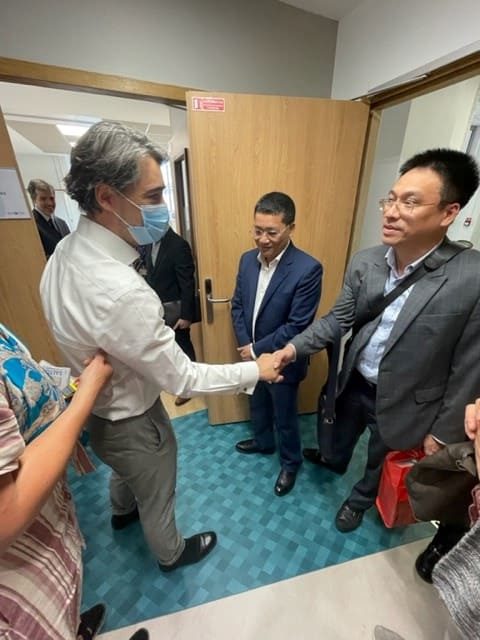 Photo 3.. - Portail du CHU 93